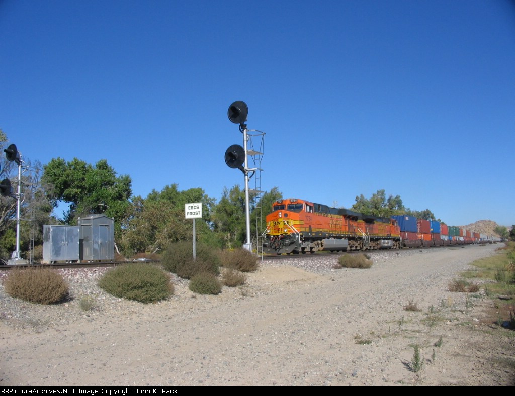 BNSF 7734